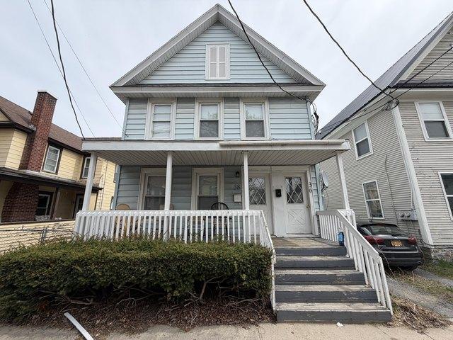 36 Champlain St, Plattsburgh, NY 12901