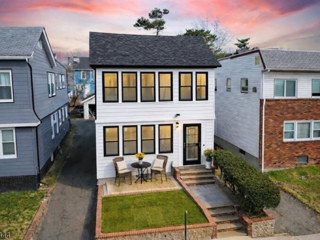 36 Chelsea Ave, East Orange, NJ 07018