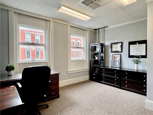 36 Chestnut Street