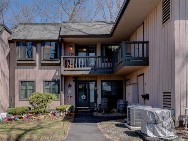 36 Coach Dr #36, Southington, CT 06489