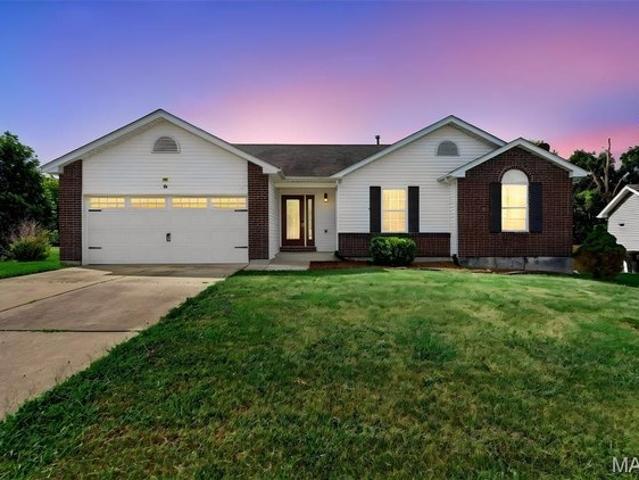 36 Colton Jesse Dr, Winfield, MO 63389