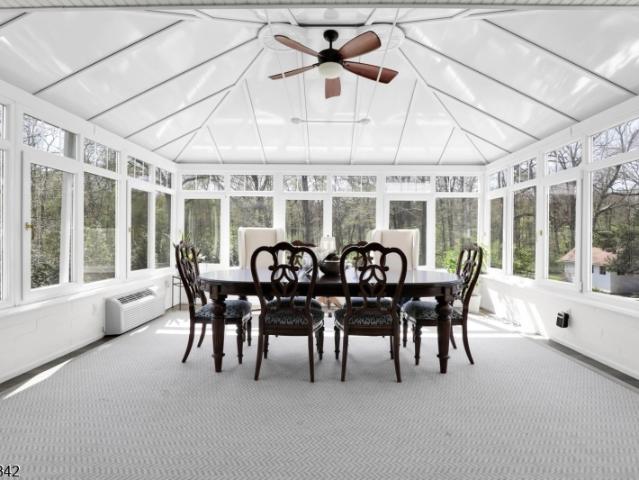 36 Coppergate Dr