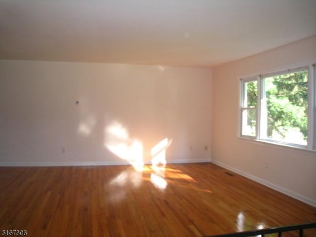 36 Cortright Rd