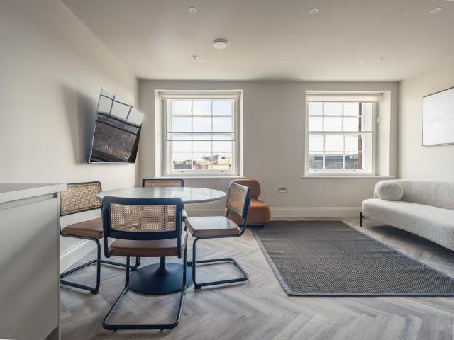 36 Clayton Street West, Tyne and Wear. 2 bed apartment to rent £1,750 pcm £404 pw