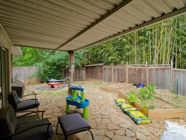 36 Clarendon Road