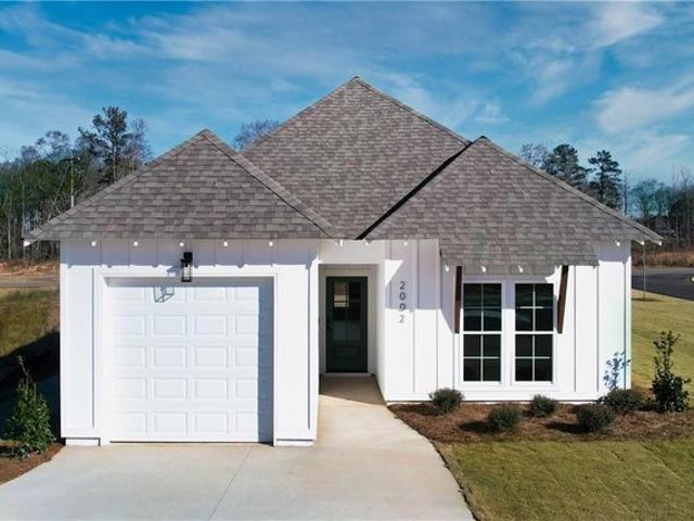 36 Crossing Ct W, Valley, AL 36854