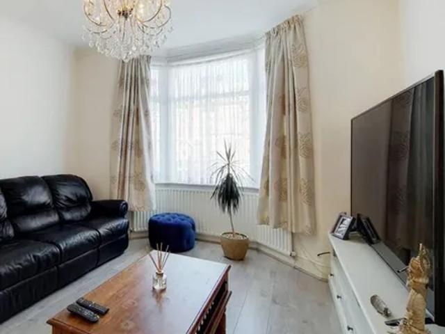 36 Dacre Road, London, E13 0PT, United Kingdom | 5 bed house for rent #137170141 | Rentberry