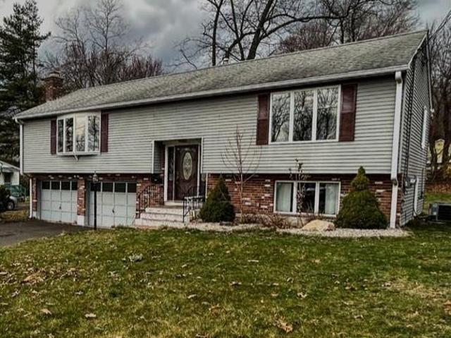 36 Debra Ln, Bristol, CT 06010