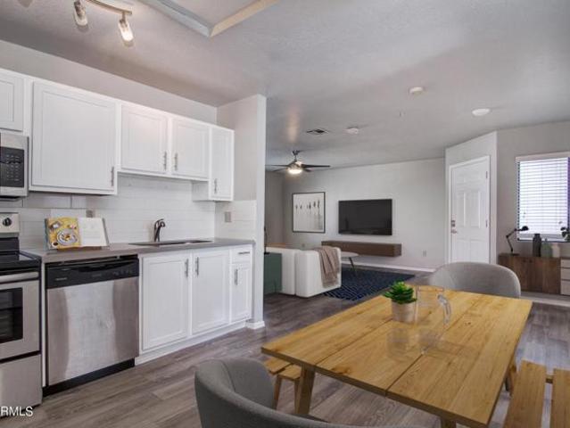 36 E Vaughn Ave, Gilbert, AZ 85234