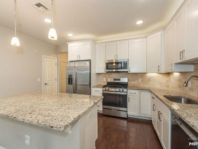 36 Elston Court