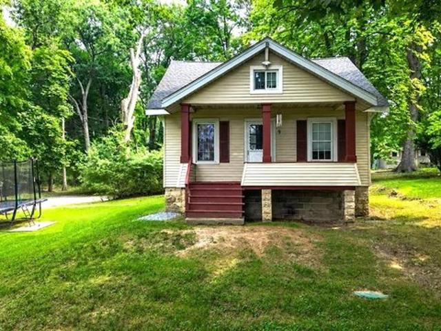 36 Evergreen Ave, Poughkeepsie, NY 12601