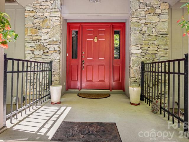 36 Foxglove Road