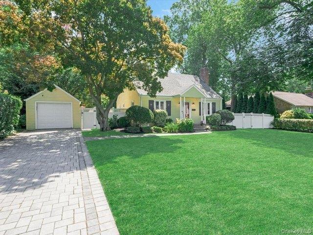 36 Francis Ter, Glen Cove, NY 11542