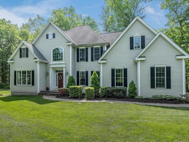 36 Frandel Dr, Avon, CT 06001