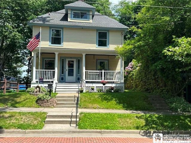 36 Grant St, Jamestown, NY 14701