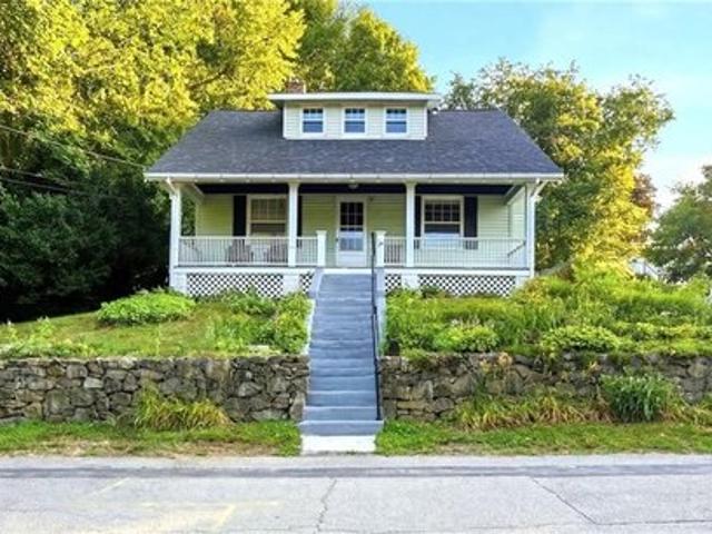 36 Harris Ave, Johnston, RI 02919