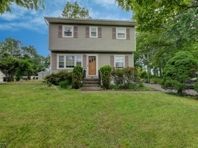 36 Hemlock Ave, Lincoln Park, NJ 07035