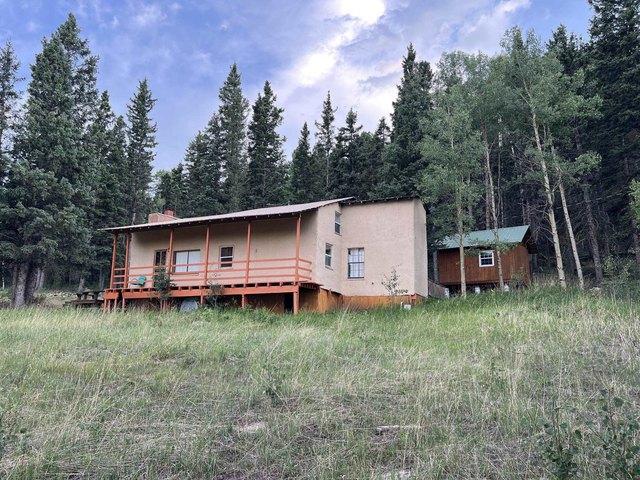 36 Hidden Lake Rd, Angel Fire, NM 87710
