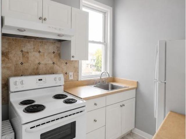 36 Hillside Avenue 1