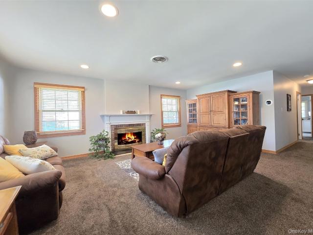 36 Holly Hill Lane