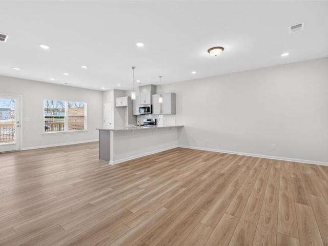 36 Jacobs Farm Lane 16