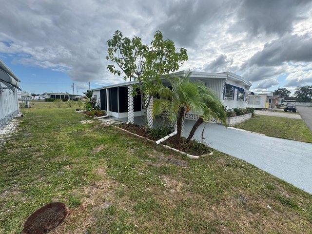36 Jasmine Ave, Palmetto, FL 34221