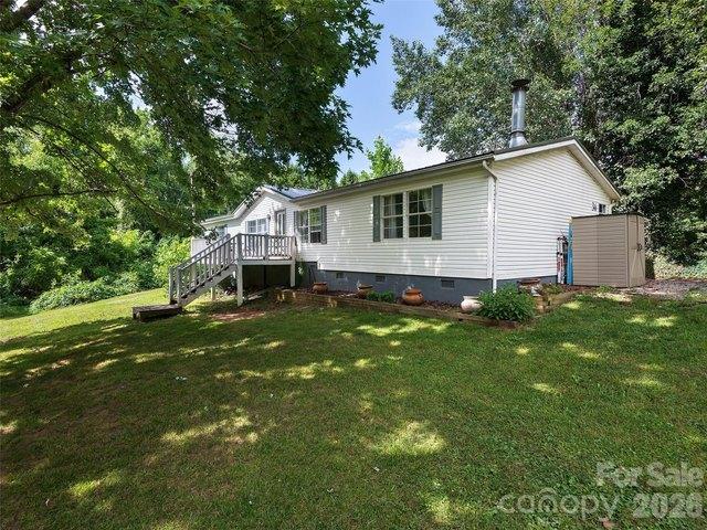 36 Jason Case Dr, Candler, NC 28715