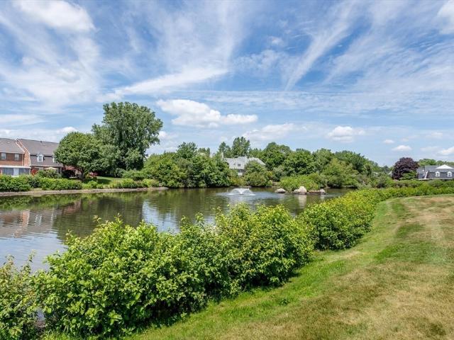 36 Jessica Dr, Unit H, Stoughton, MA 02072 | MLS #73489 | Compass
