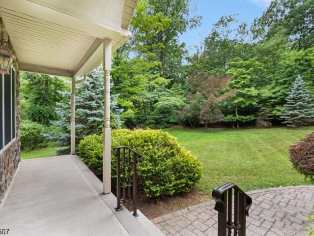 36 King George Rd