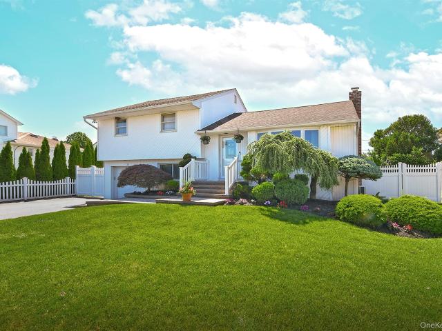 36 Lane Avenue
