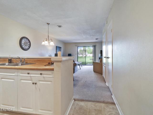 36 Lakeshore Terrace 15