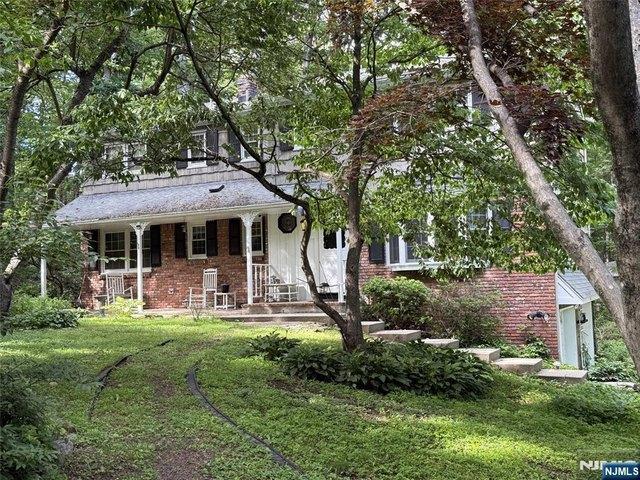 36 Lavina Trl, Jefferson Township, NJ 07438