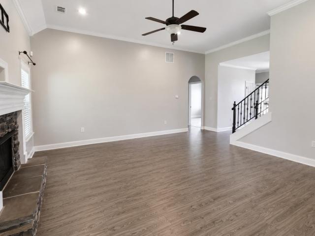 36 littleton way
