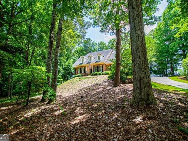 36 London Way, Carrollton, GA 30116