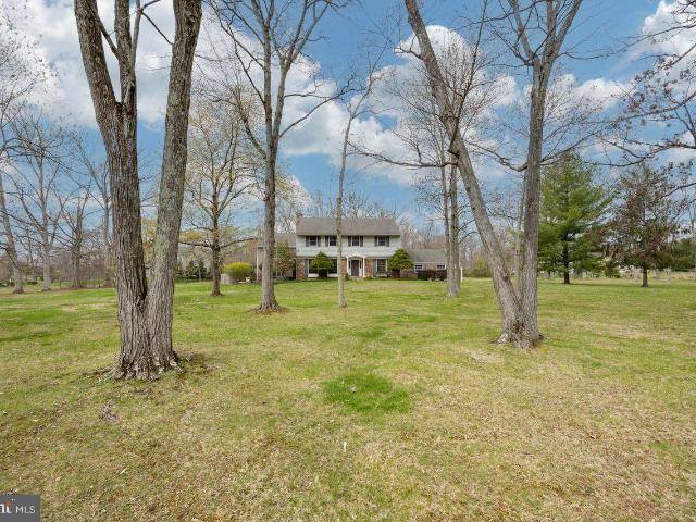 36 Long Ln, Malvern, PA 19355 | MLS #PACT2122 | Compass