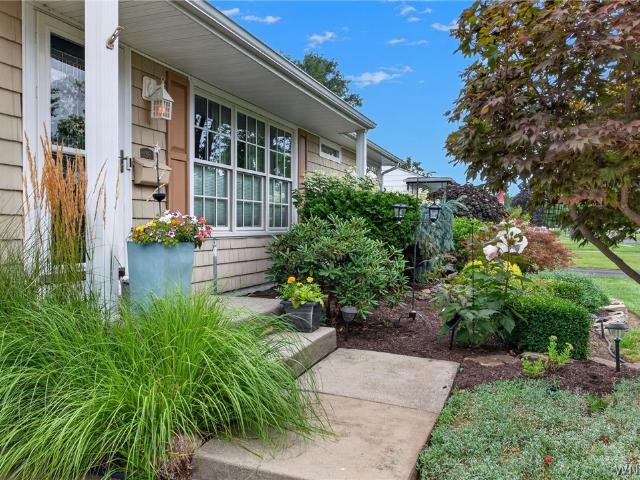 36 Lorfield Dr