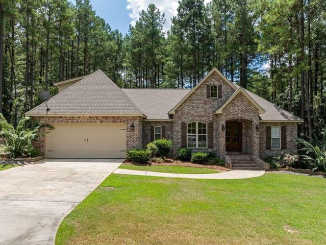 36 Magnolia Crossing Rd, Sumrall, MS 39482