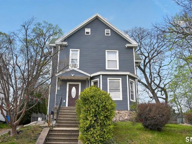 36 Marion Ave, Waterbury, CT 06708