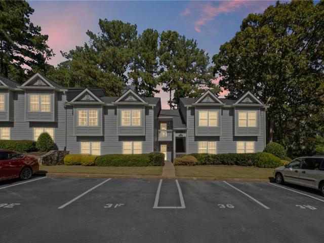 36 Matawan Circle SE