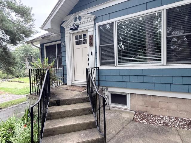 36 Medinah Avenue