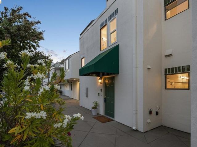 36 Mozden Ln, Pleasant Hill, CA 94523