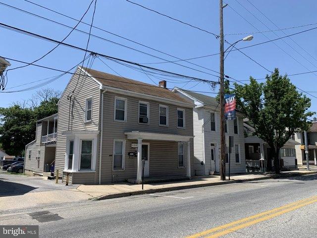 36 N Earl St, Shippensburg, PA 17257