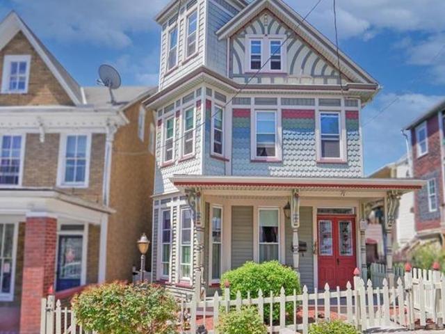 36 N Greenwood St, Tamaqua, PA 18252
