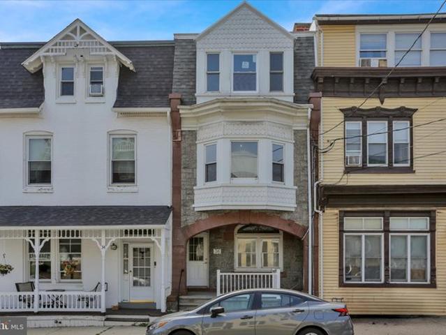36 N 4th St, Hamburg, PA 19526