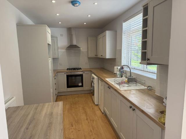 36 New Road B45, 3 bed property to rent, £1,200 pcm | PrimeLocation