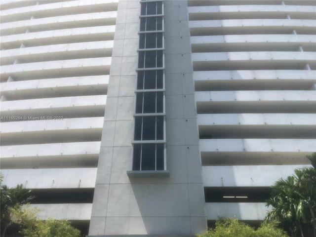 36 NW 6th Ave Apt 408, Miami, FL 33128
