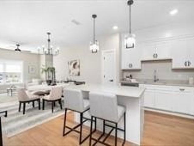 36 Old Louisquisset Pike Unit 307, North Smithfield, RI 02896