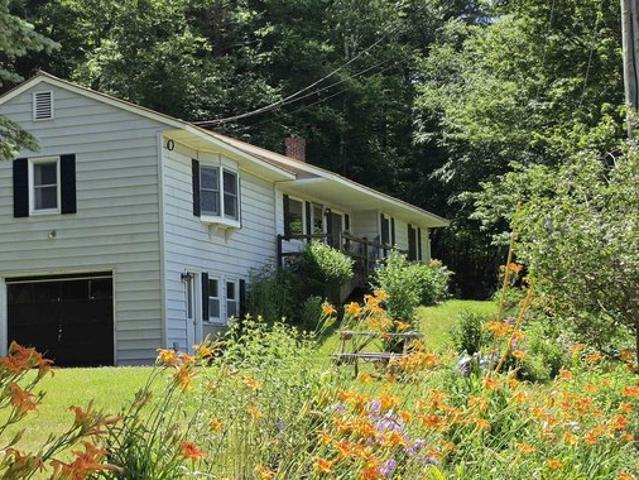 36 Old Route 12 Rd N, Westmoreland, NH 03467