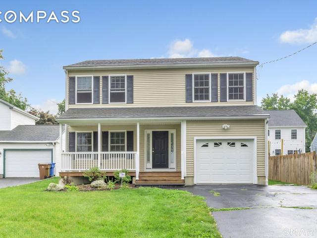 36 Pawtucket Ave, Shelton, CT