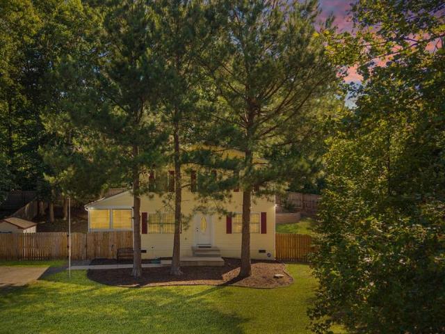 36 Plumosa Drive